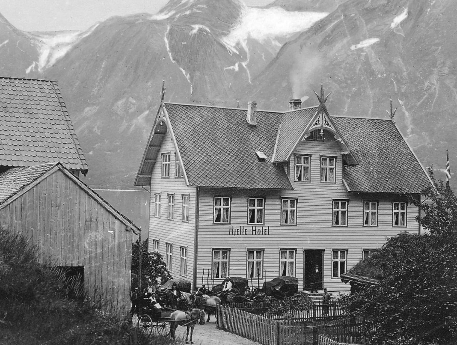 Historie – Hjelle Hotel