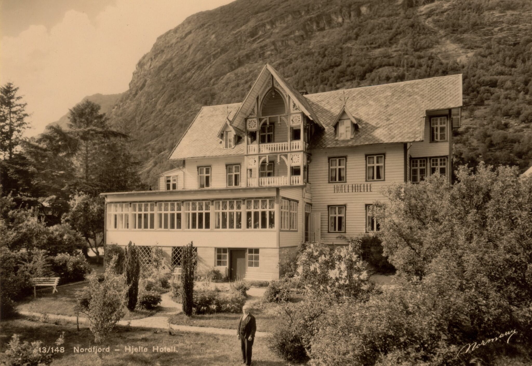 Historie – Hjelle Hotel