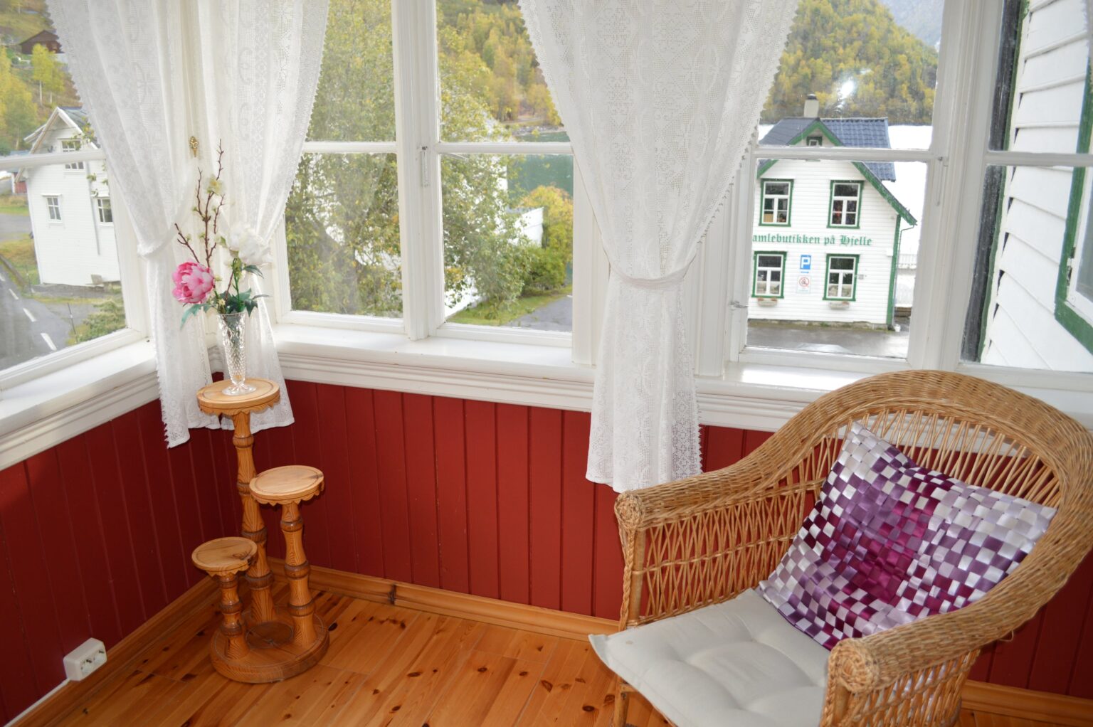 Hotelrooms – Hjelle Hotel